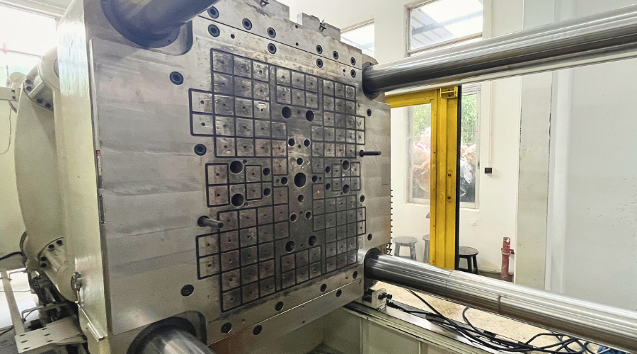 Strategies to Extend the Lifespan of Injection Molds